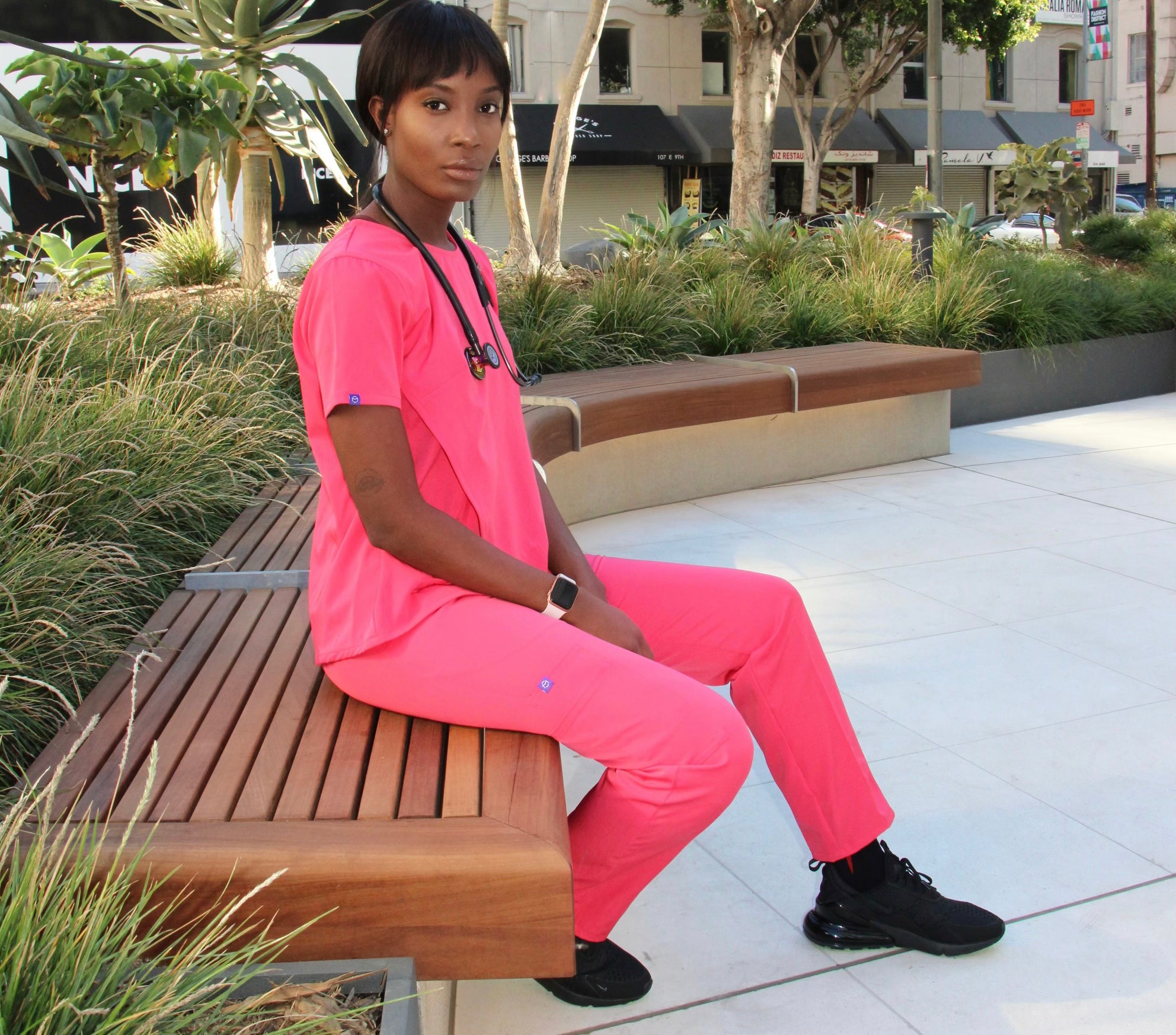 Women’s Scrubs – MODRN STUDIO